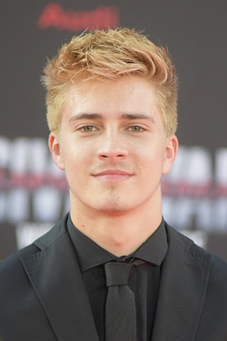 La biografía y filmografía de Billy Unger, imágenes, curiosidades y ...