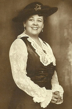 La biografía y filmografía de Anna Müller-Lincke, imágenes ...