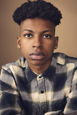 La biografía y filmografía de Jordan Aaron Hall, imágenes, curiosidades ...