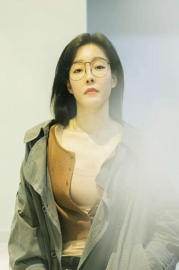 La biografía y filmografía de Han Zhen, imágenes, curiosidades y lista de películas